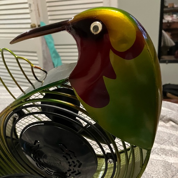 Other | Nwot Hummingbird Hand Painted Metal Figurine Tabledesk Fan ...
